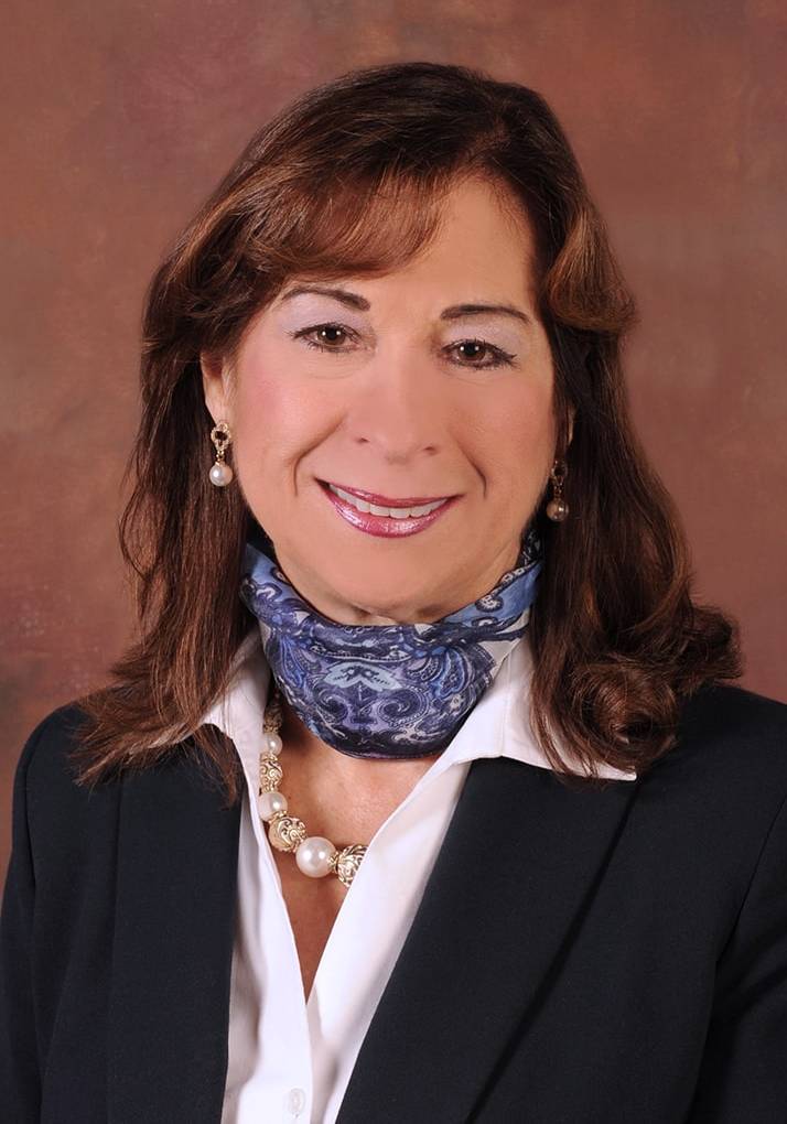 Dr Martha Tingen
